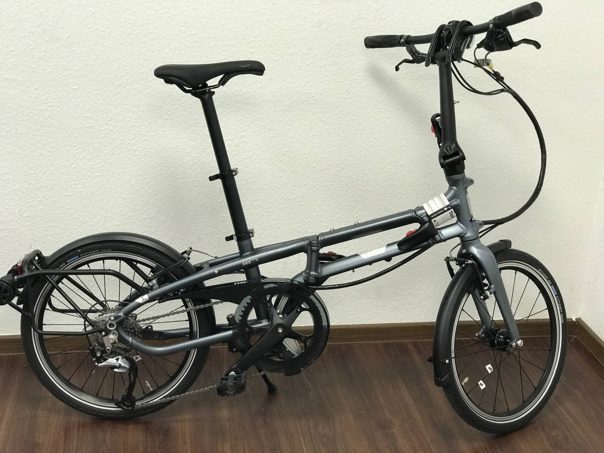 Tern BYB P8 Licht Silver Blue Faltrad Klapprad