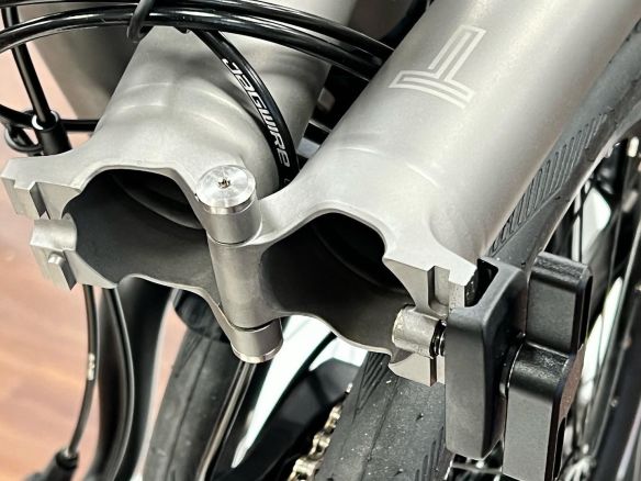 Brompton T Line 4 Gang mittlerer Lenker > FaltradXXS.de