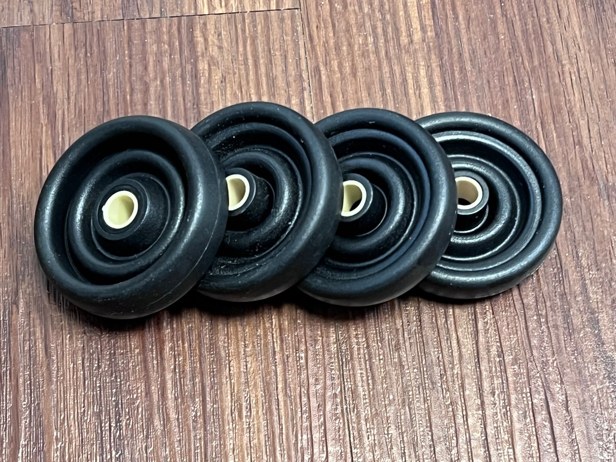 Brompton 4 Original Rollen groß ohne Schrauben