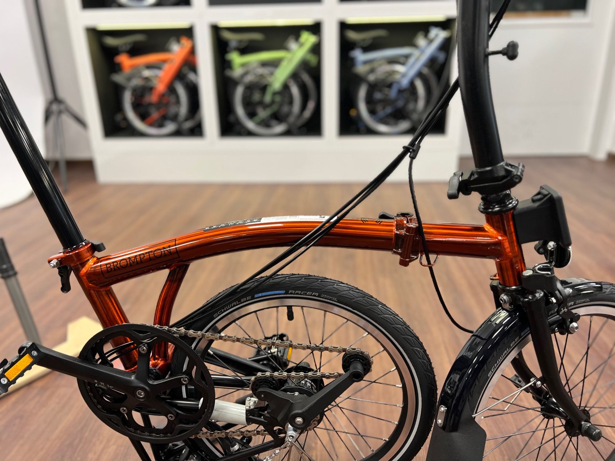 Brompton C Line 6 Gang Flame Lacquer Mittlerer Lenker Faltrad ...